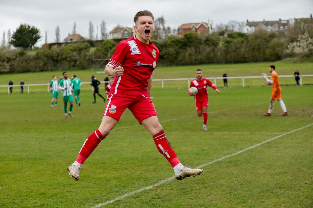PHOTOS: Sutton Athletic v Whitstable Town – SCEFL
